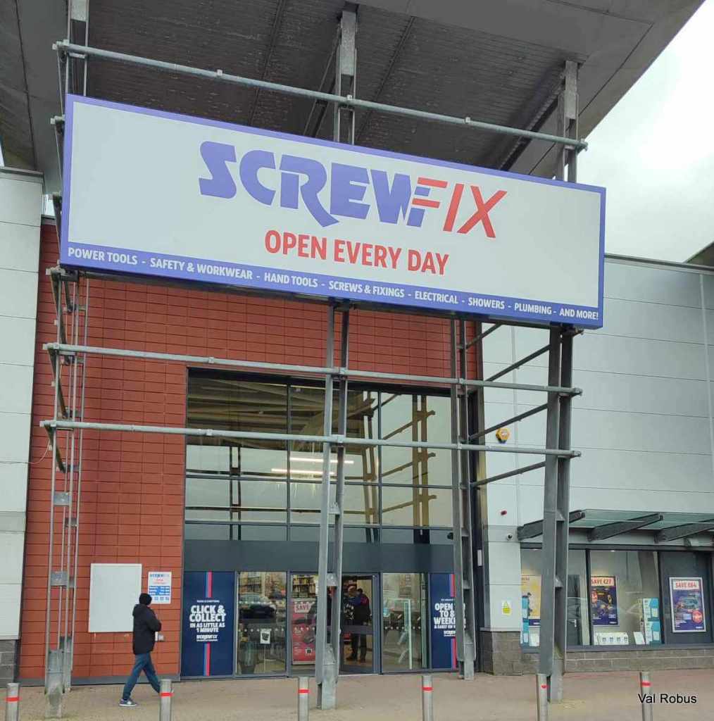 Screwfix Opens in Sligo – Magnumlady Blog